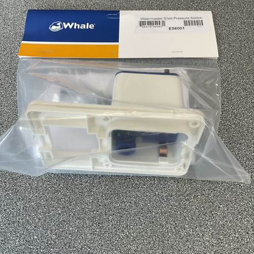 WHALE WATERMASTER EASI SLIDE WATER INLET PUMP SOCKET WITH PRESSURE ...