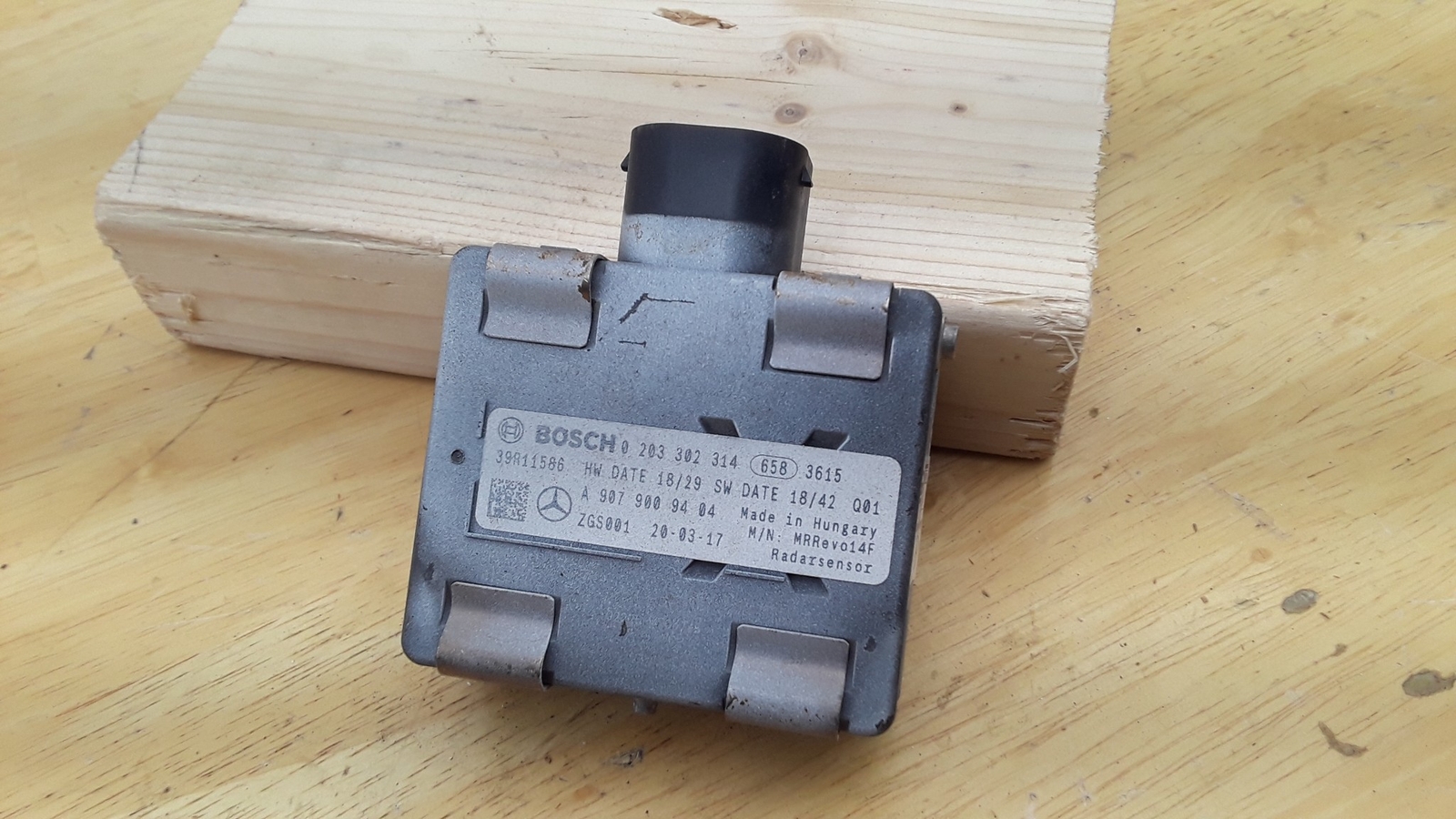 2019-2021 MERCEDES-BENZ SPRINTER 3500 XD FRONT DISTANCE RADAR SENSOR ...