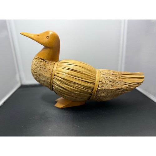 Handcrafted Duck rustic Figurine Straw Wood Carved Folk Art Decor 8 ...