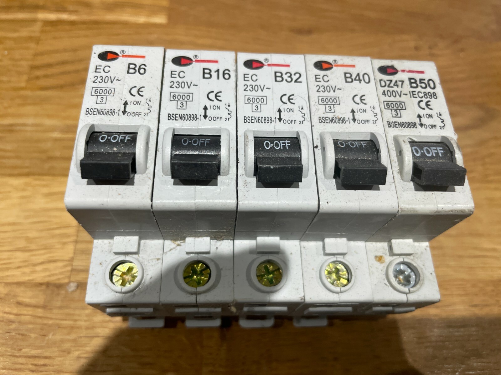 Control Gear Lewden DZ47 EC B6 B16 B32 B40 B50 MCB | eBay