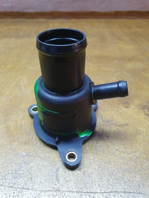 Renault CLIO 1.4 Petrol 2003 Coolant Flange 8200155515 for sale online ...