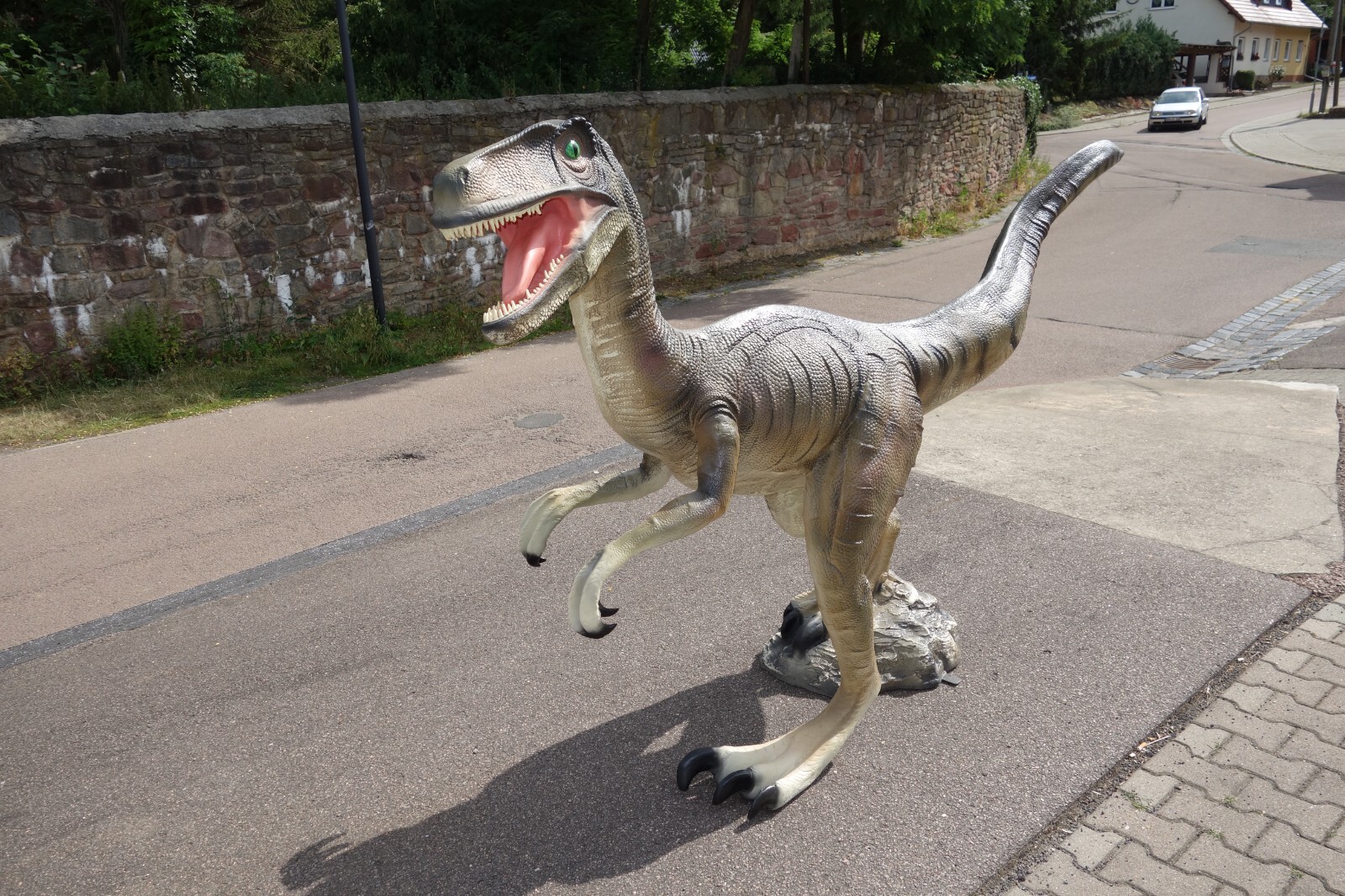 Dinosaurier lebensgroß Velociraptor 282x152cm Saurier Deko Figur ...