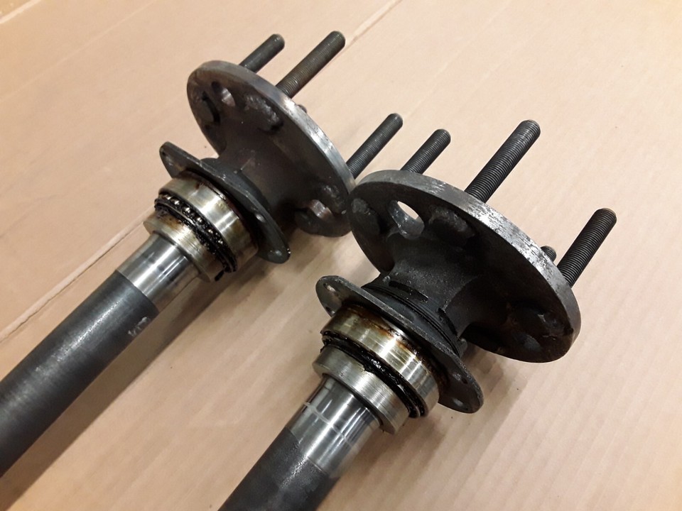 Factory Mopar Dana 60 35 spline rear end axles for a 52.5 housing Super ...