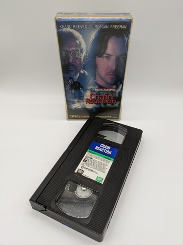 Chain Reaction (VHS,1996,Slip Sleeve) Keanu Reeves, Morgan Freeman ...