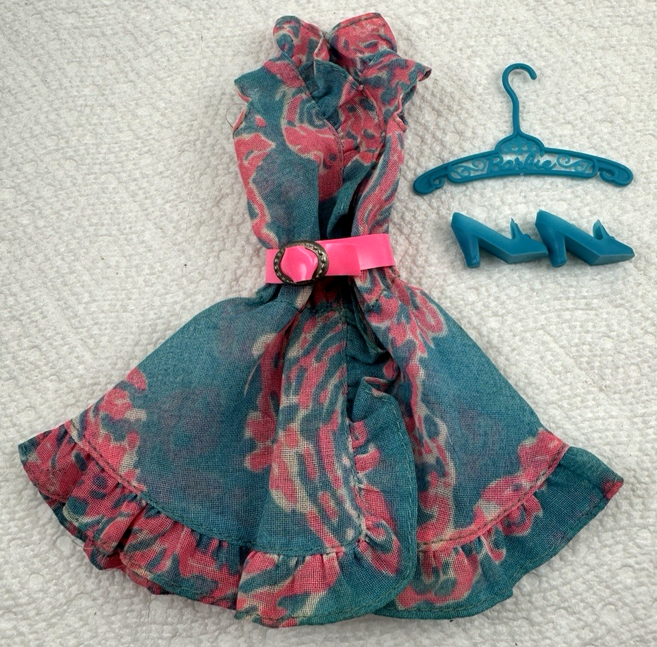 VINTAGE 1970's MATTEL BARBIE RUFFLES N SWIRLS #1783 OUTFIT | eBay