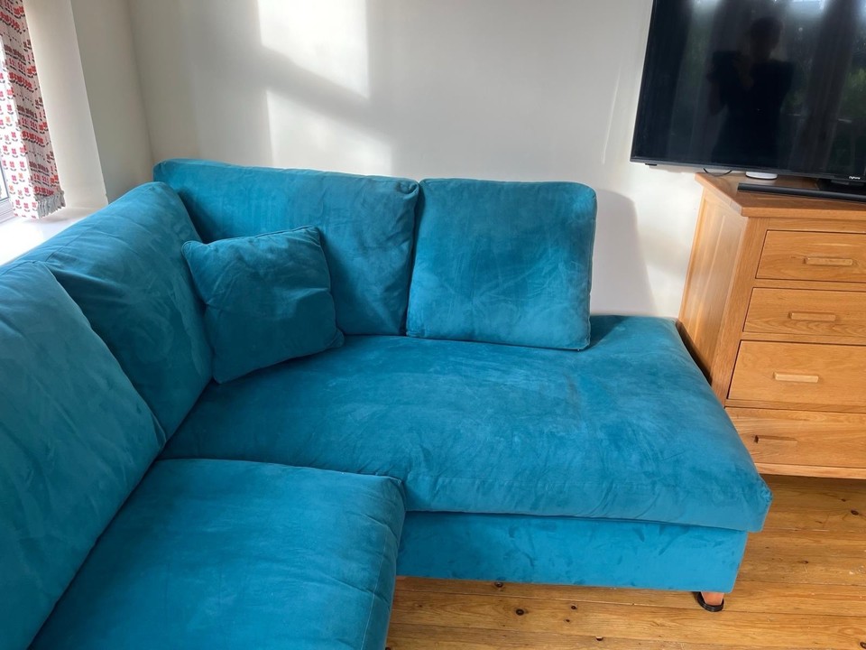 Willow and Hall L-Shaped 5 Seater Corner Sofa Bed - The Alderton style ...