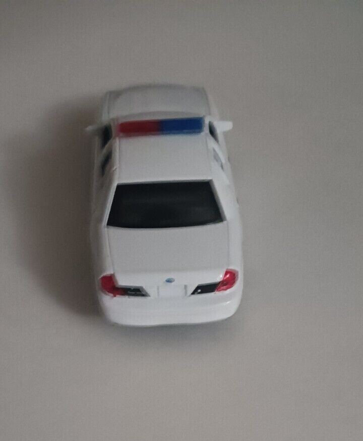 Welly pullback 3 inch 1999 Ford Crown Victoria police Toy Car | eBay