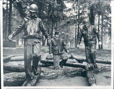 1968 US Army Privates on Log Obstacle Course Fort Lewis 1960s Press ...