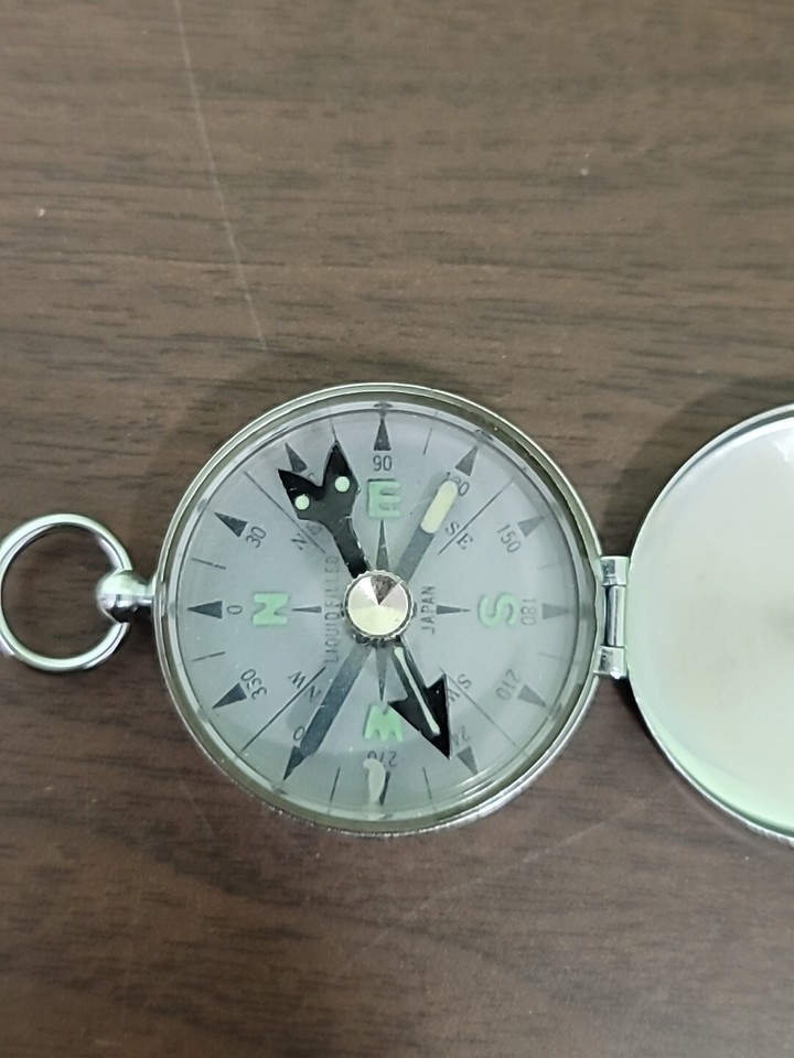 Vintage Liquid Filled Compass Pathfinder Precise Japan Working!( NO ...
