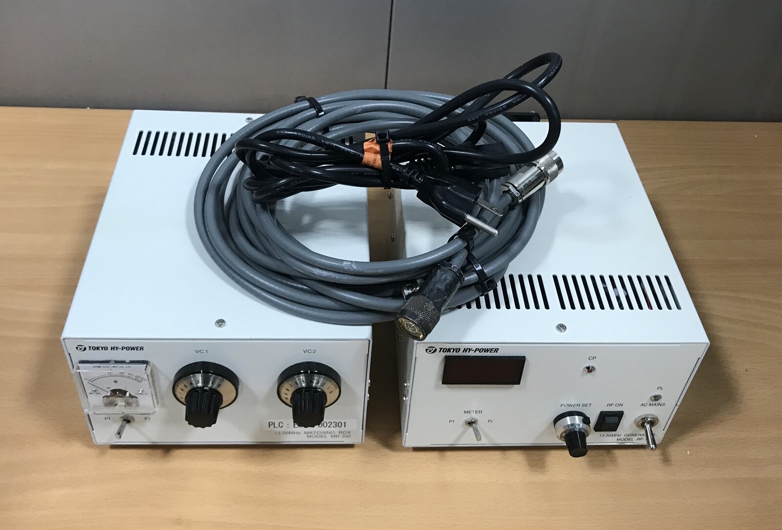 TOKYO HY-POWER 13.56MHz MB-300 MATCHING BOX / RF-150 GENERATOR | eBay