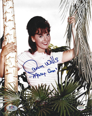 Dawn Wells Autographed 8x10 Photo With "Mary Ann" Inscription (PSA/DNA ...