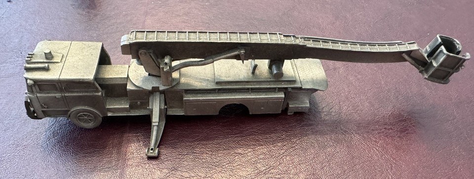 5" Mack CF Aerial Scope Ladder Fire Truck Hudson- Missing Back Tires | eBay