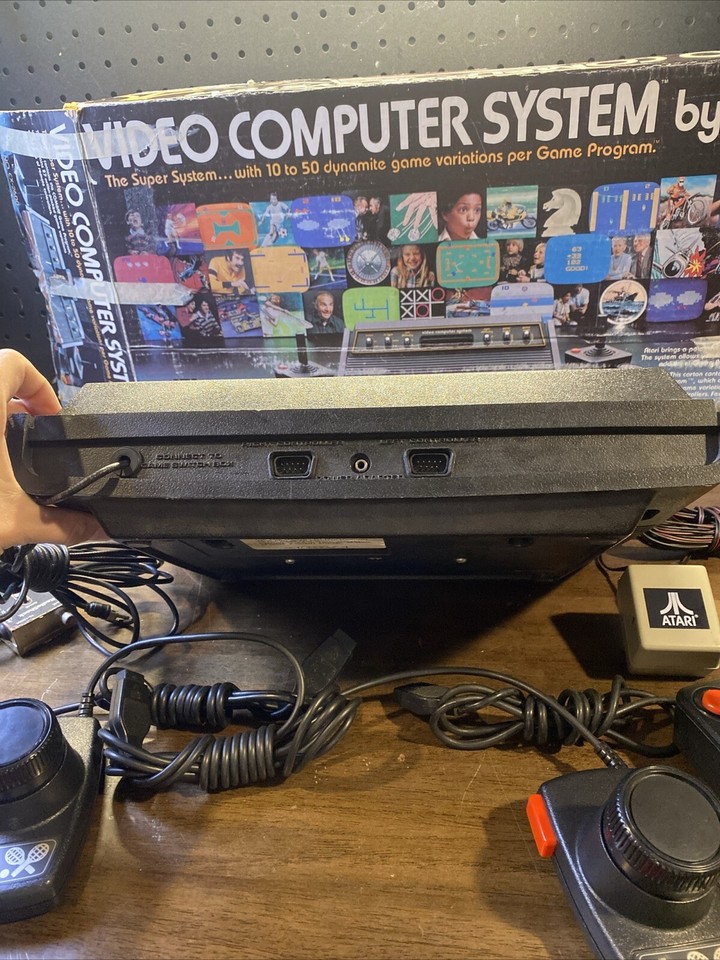 Atari 2600 Heavy Sixer Console In Box Chess Piece Box Tested Works | eBay