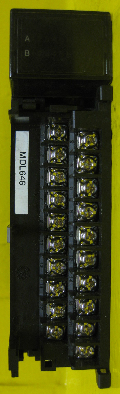 GE Fanuc 90-30 IC693MDL240-G Input 120 VAC 16 Point PLC MDL240 ...