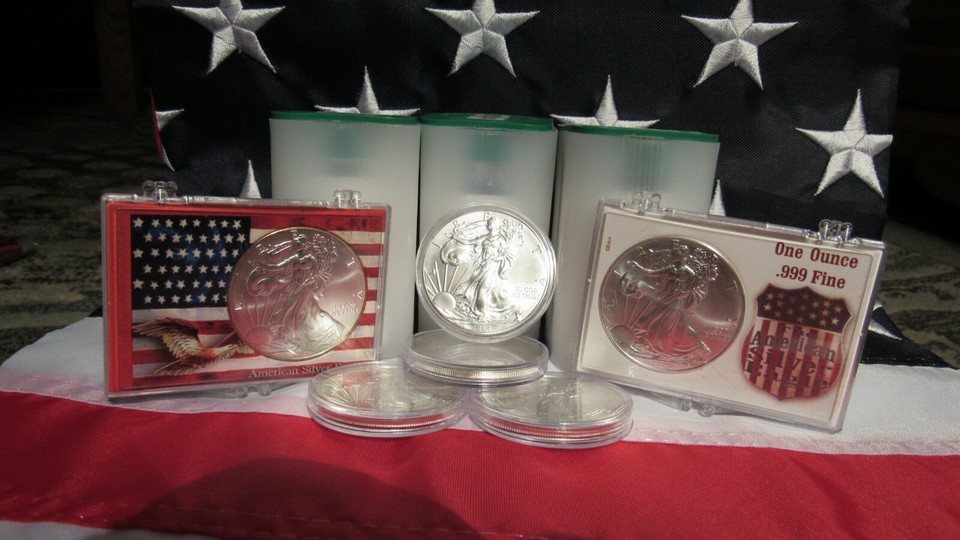 2016 AMERICAN SILVER EAGLE IN PROTECTIVE CRYSTAL DISPLAY CASE | eBay