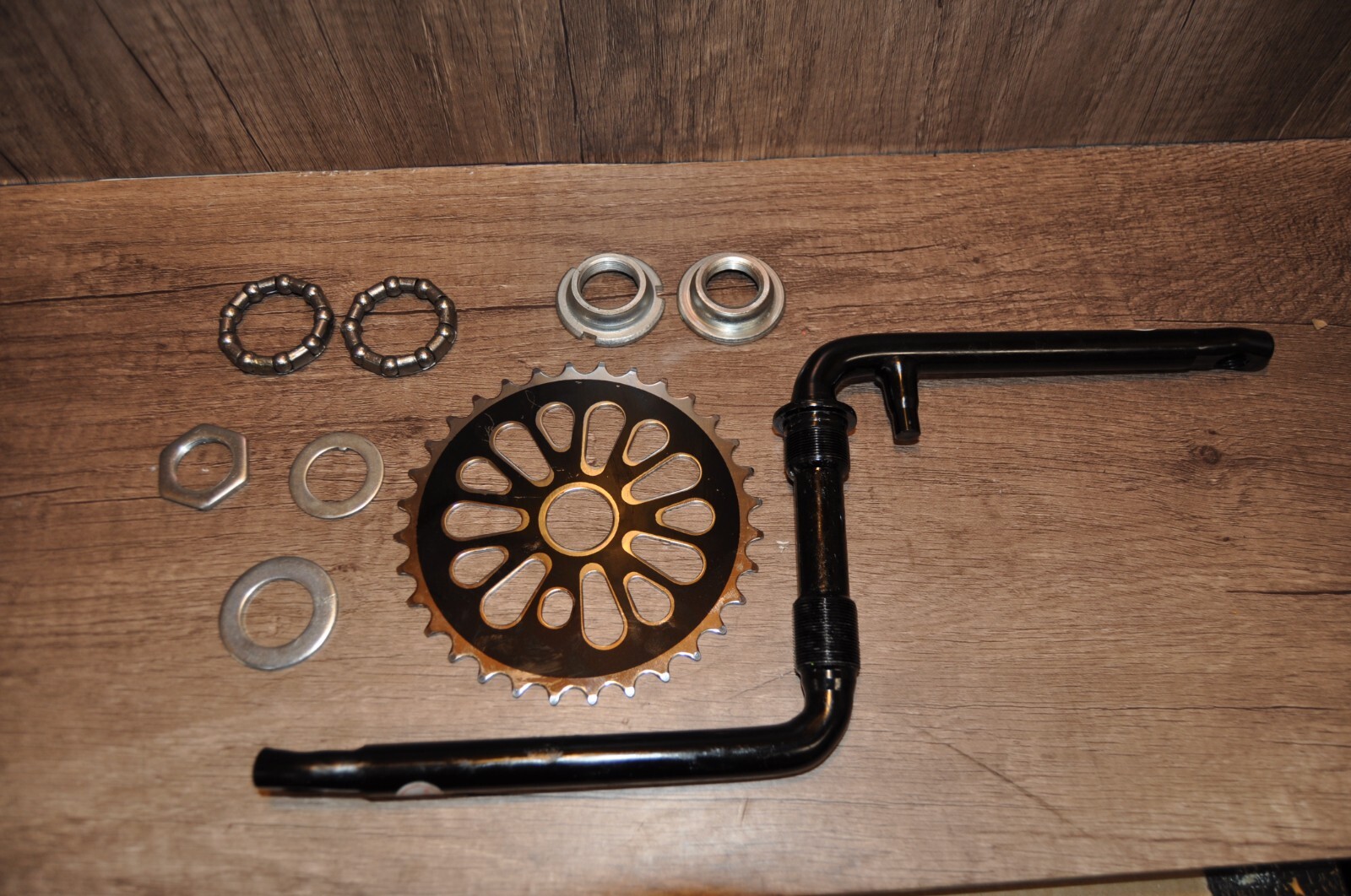 20 Mongoose, Kent 32T BMX Crankset One Piece Bike Crank set bearings ...