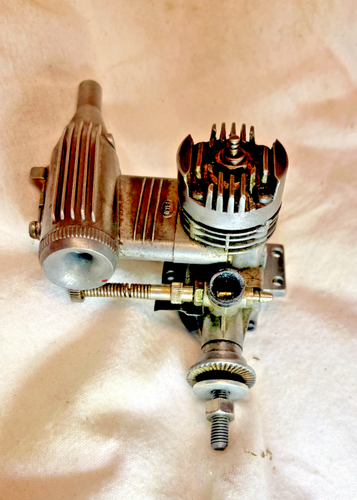 VINTAGE FUJI 099 / S11 ENGINE & MUFFLER FULL COMPRESSION -TURNS NICE ...