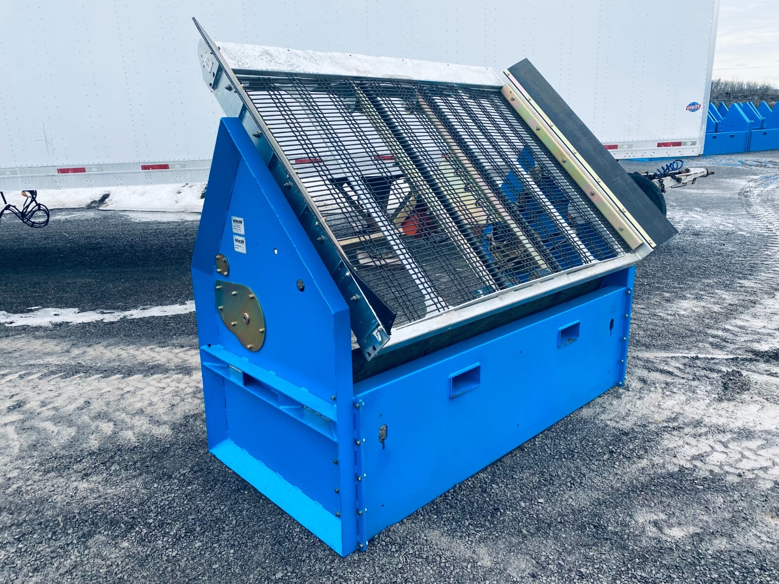 DeSite SLG Portable Vibratory Topsoil / Compost / Gravel Screener | eBay