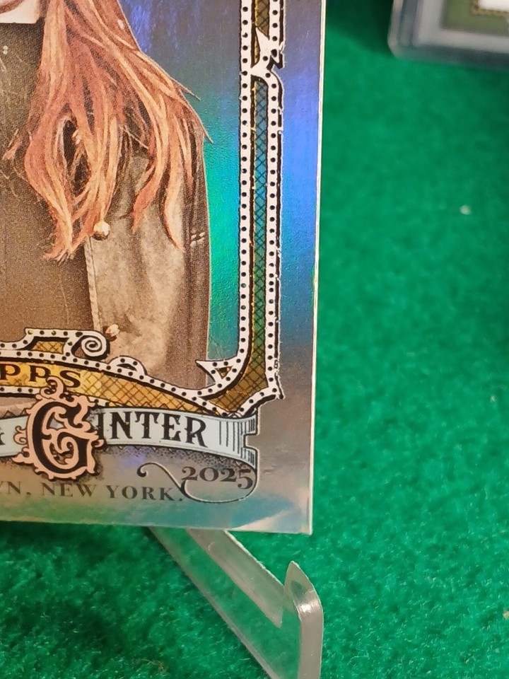 2025 Topps Baseball Allen & Ginter Emma Roberts Silver Portrait #286 ...