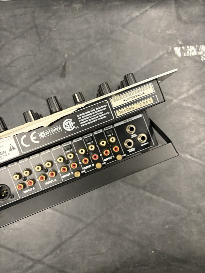 Behringer Pro Mixer VMX1000 7-Channel Rack-Mount DJ Mixer | eBay