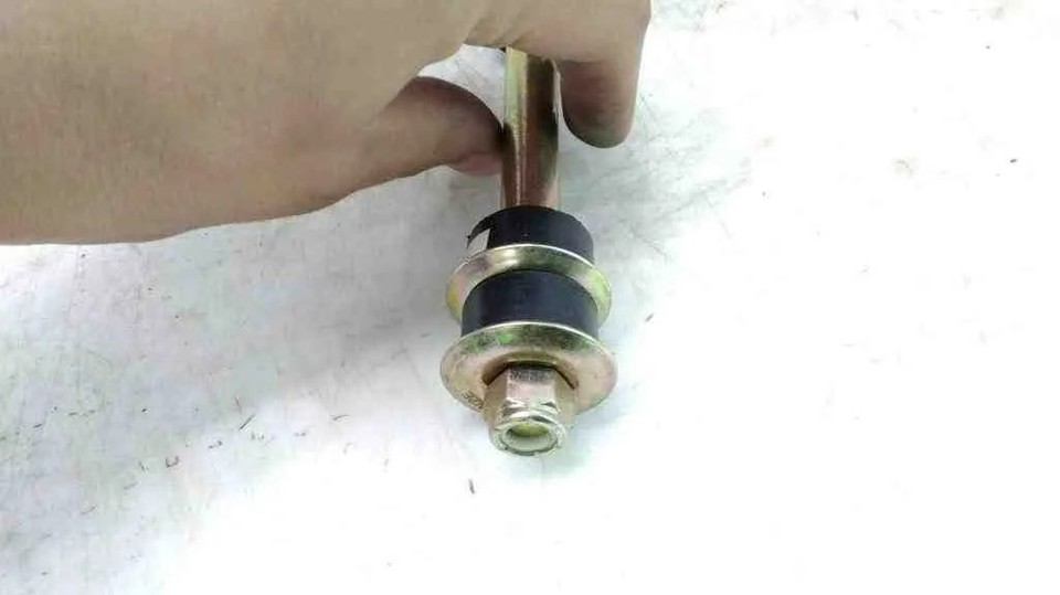 MAZDA 626 II Hatchback GC Front Left Stabilizer Bracket G03034157A ...