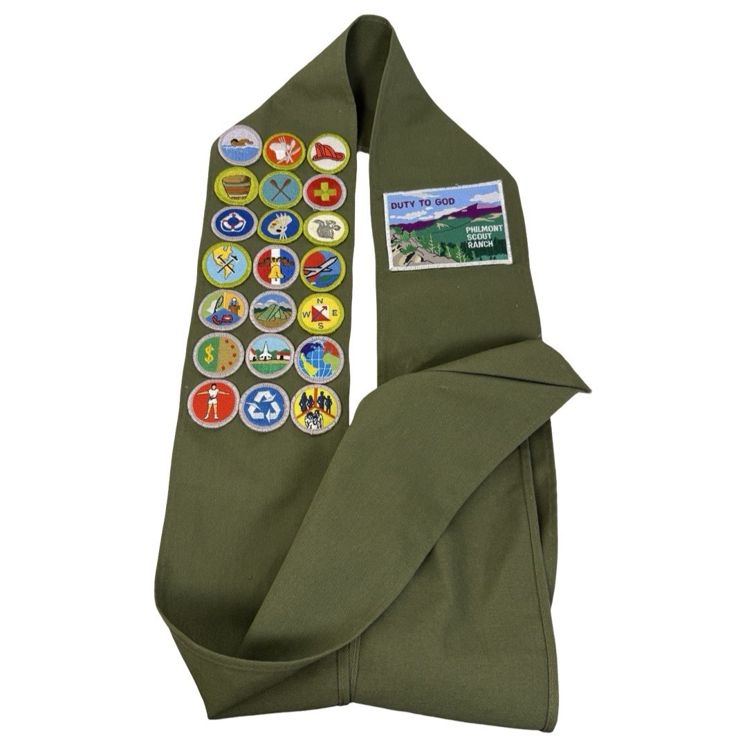 Vintage BSA Boy Scouts of America Sash w/ 22 Patches / Badges | eBay
