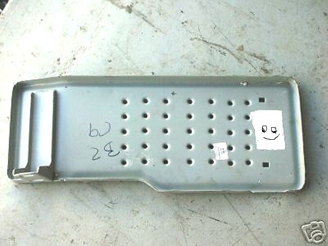 2600 3600 5600 6600 7600 FORD TRACTOR STEP PLATE RUNNING BOARD (LH) | eBay