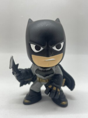 Funko Mystery Minis Justice League Batman 2.75" Vinyl Figure | eBay
