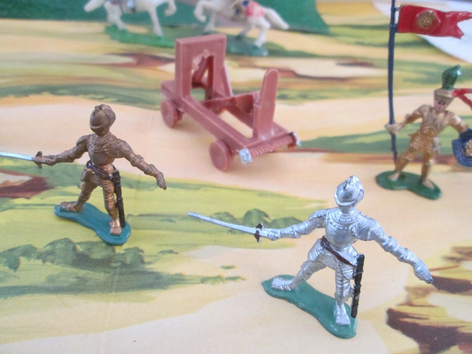 Marx Miniatures Castle and Knights Playset/Box/Play Mat/instructions ...