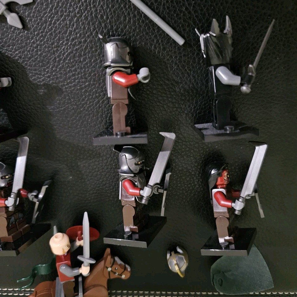 Lego Minifigure Lord of the Rings Lot. Legolas, Gimli, Sauron, Gandalf ...