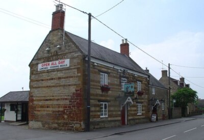 Photo 6x4 White Hart Hackleton Piddington/SP8054 c2007 | eBay UK