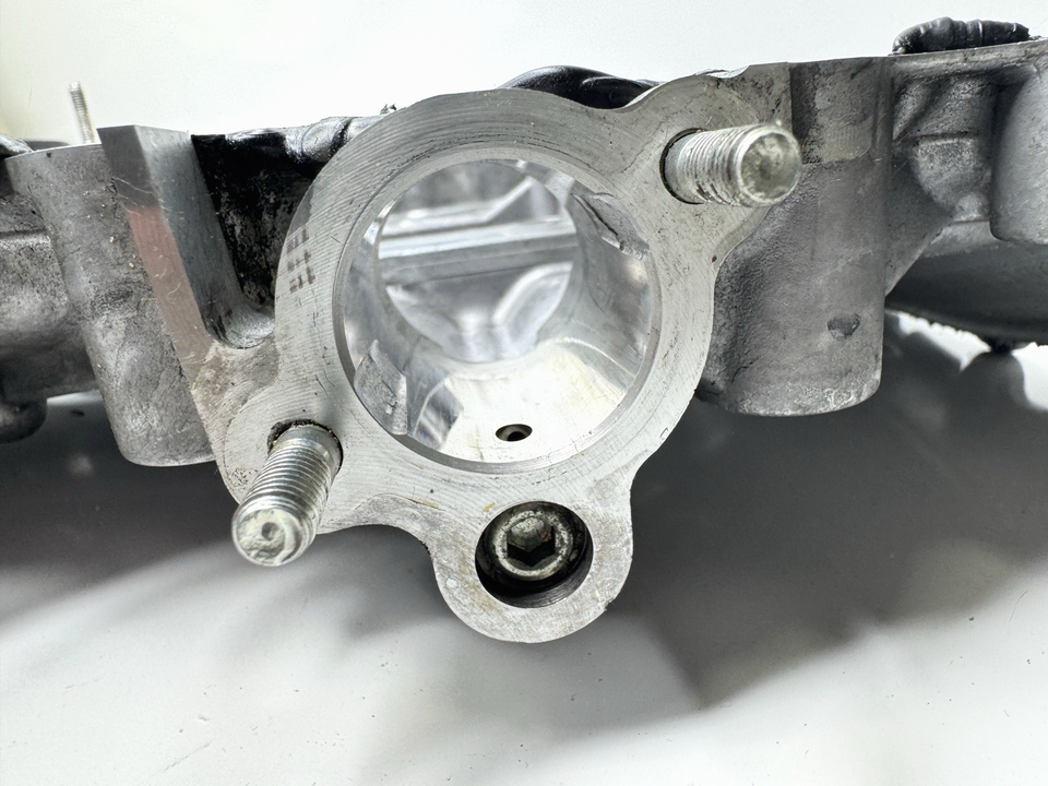 OEM Toyota Prius 2ZR-FXE Hybrid Engine Timing Cover X2ZR-W25N 2010-2015 ...