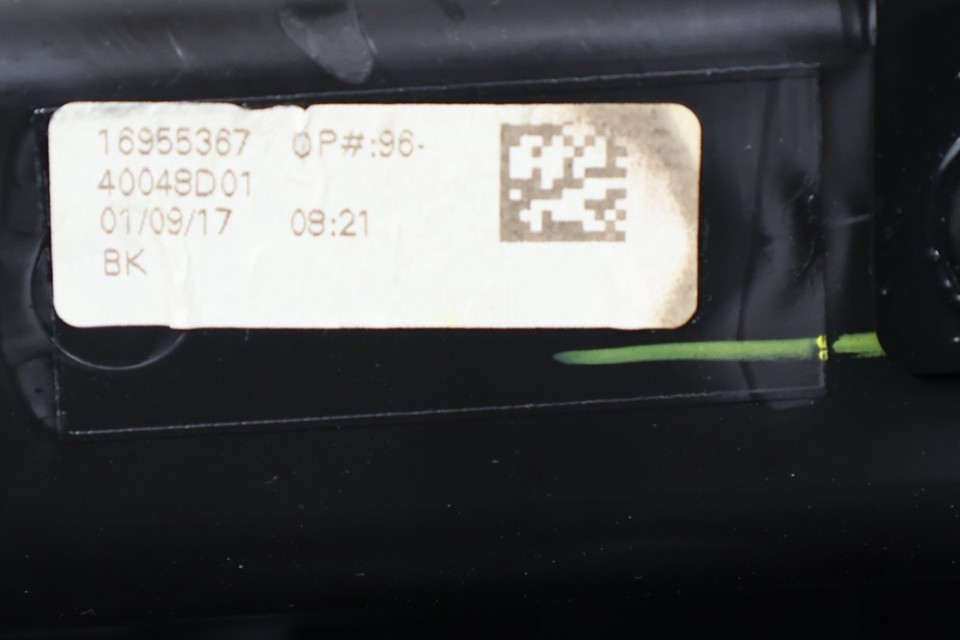 2015-20 CHEVROLET SUBURBAN CENTER CONSOLE TOP PANEL COVER PLATE & CUP ...