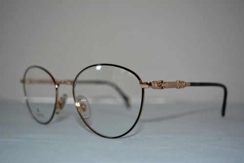 Vintage Gucci 2384 VG3 black gold eyeglass frames 55-19-135 W / demo ...