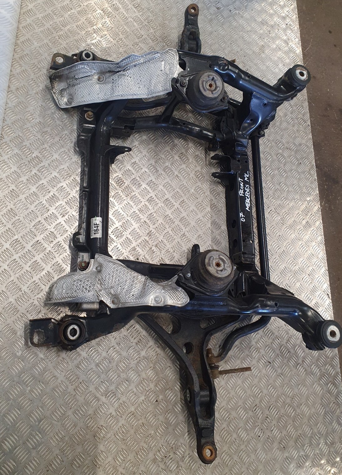 W169 2006 2007 MERCEDES ML320 FRONT SUBFRAME ENGINE SUPPORT WITH ...