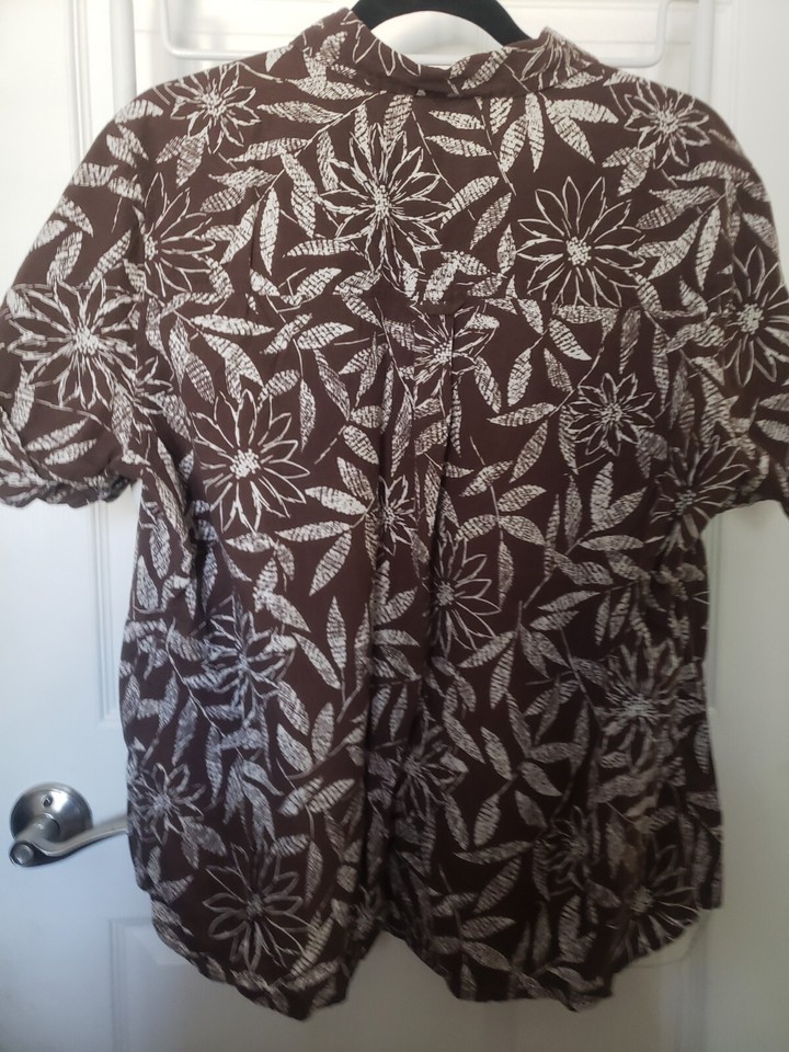 NWOT Women's White Stag Top Blouse Button Front Short Sleeves Tropical ...