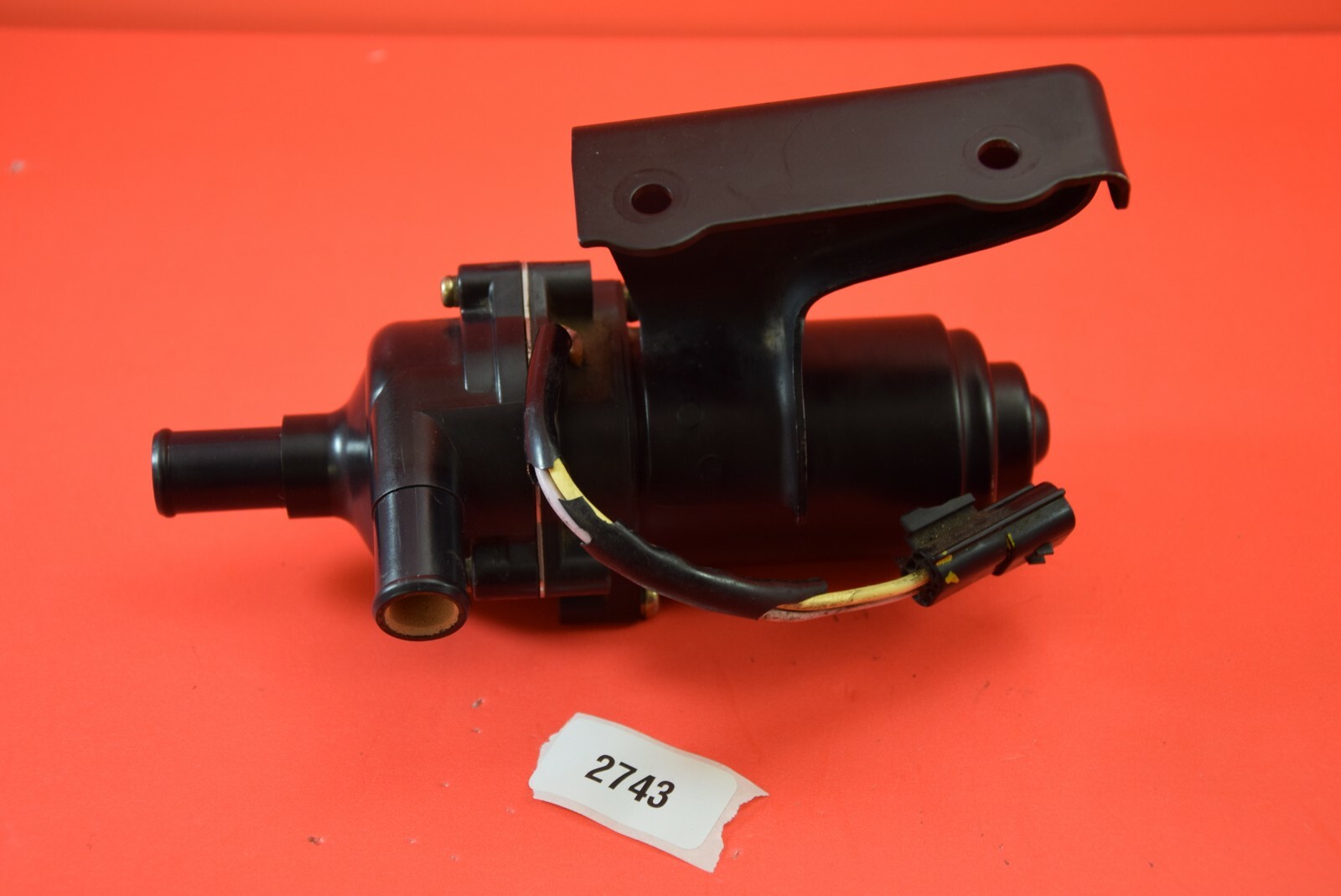 YC#4 1998-2003 Jaguar XJ8 XK8 XJR VandenPlas Aux Heater Water Pump ...