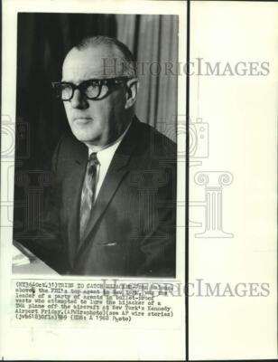 1968 Press Photo FBI agent John Malone interviewed - now20537 | eBay