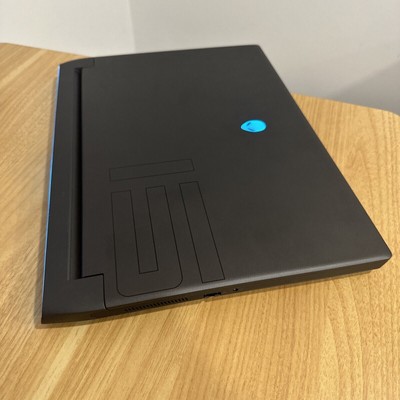 Alienware M15 R7 Ryzen 9 6900HX, 2TB SSD, 32GB DDR5, RTX 3080 15.6 QHD ...