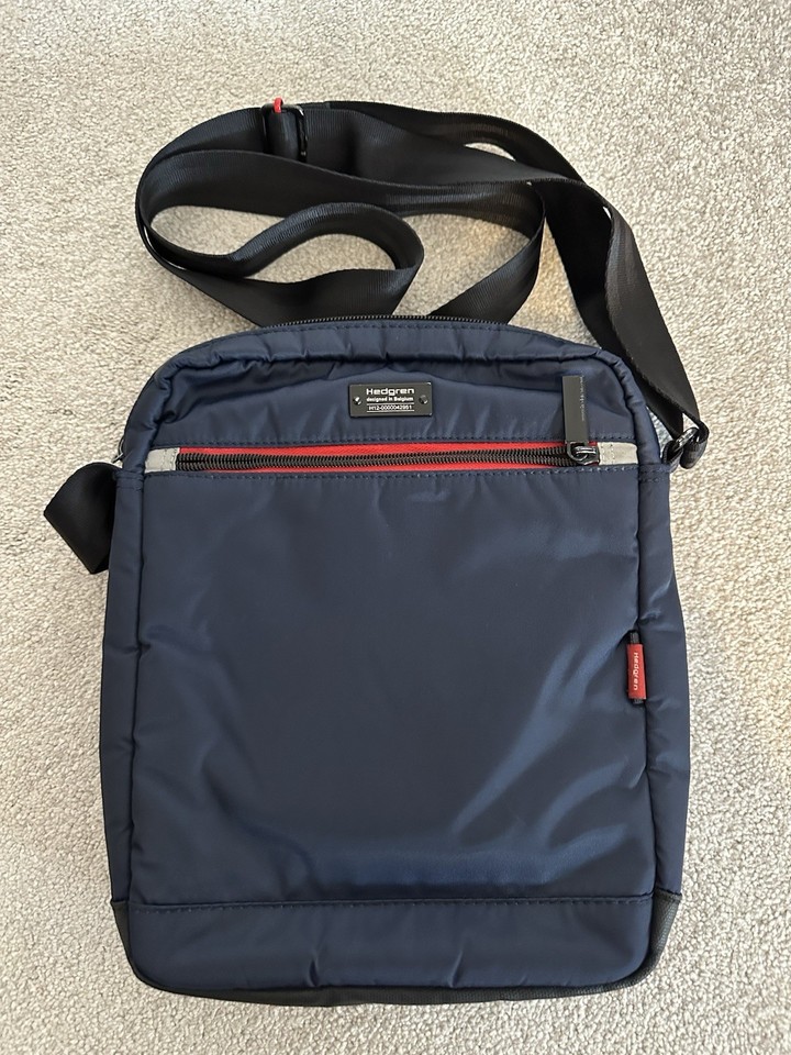 Hedgren Cross Body/shoulder Bag Dark Blue | eBay UK