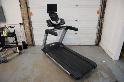 Used Precor TRM 731 w PVS Entertainment TV Non Folding Treadmill For ...