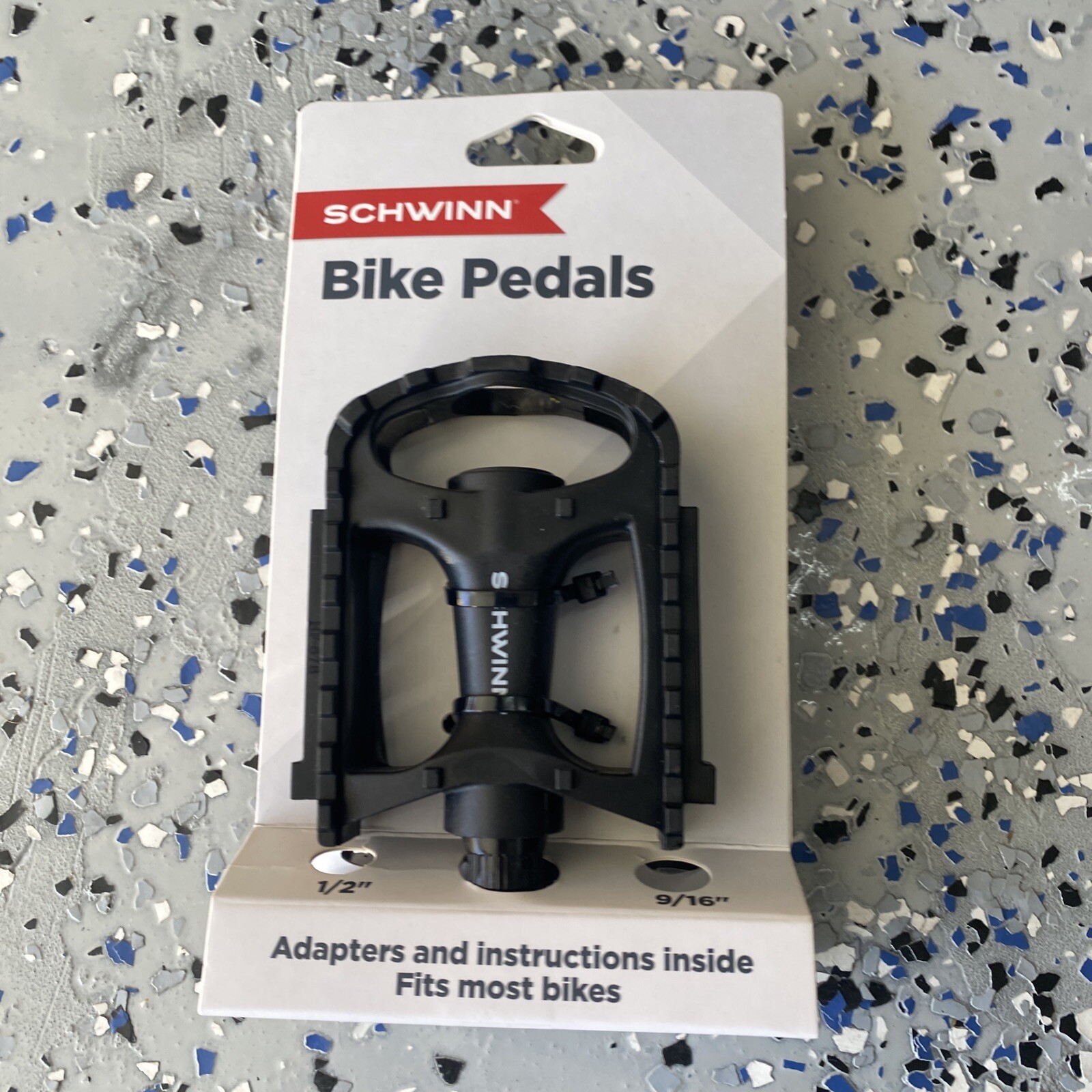 Schwinn Black Universal Bicycle Pedals Set Pair 1/2" 9/16” Spindles ...