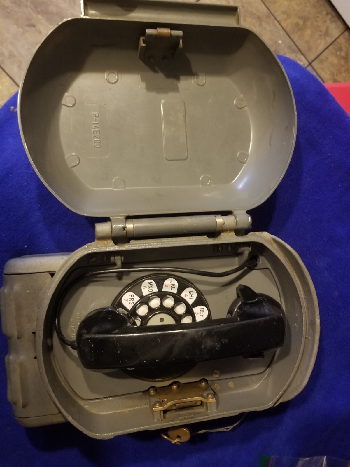 Vintage Rare Bell System Telephone Call Box Pole Phone With keys | eBay