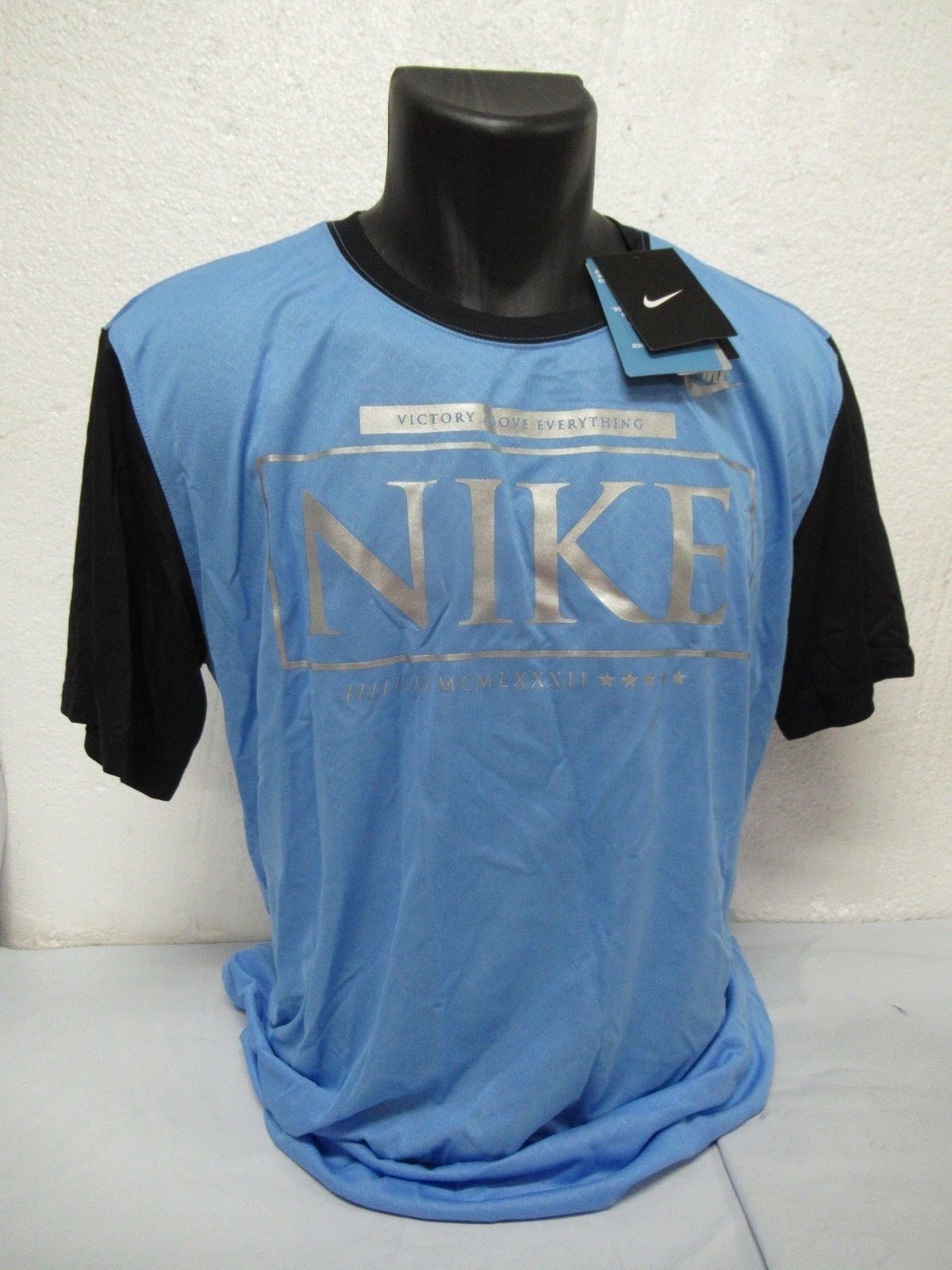 Nike Men's LV8 Victory 82 Graphic Dri Fit T-Shirt 823335 480 Blue ...