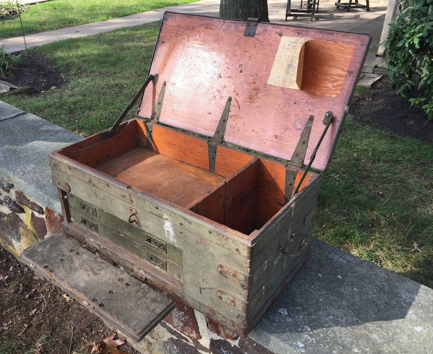 Vintage WWII Military Tool Chest w/ Drawers | Grelly USA