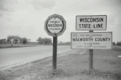 Black and White Photo Wisconsin State Line Road Signs 8x10 Reprint A-16 ...