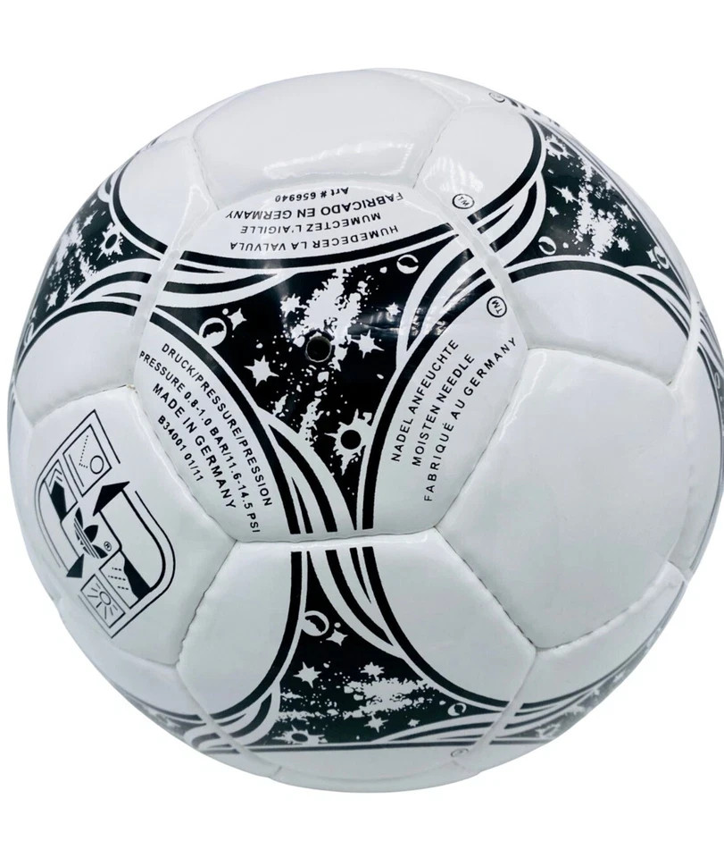 Questra 1994 Official FIFA World Cup Match Football Vintage Soccer Ball ...