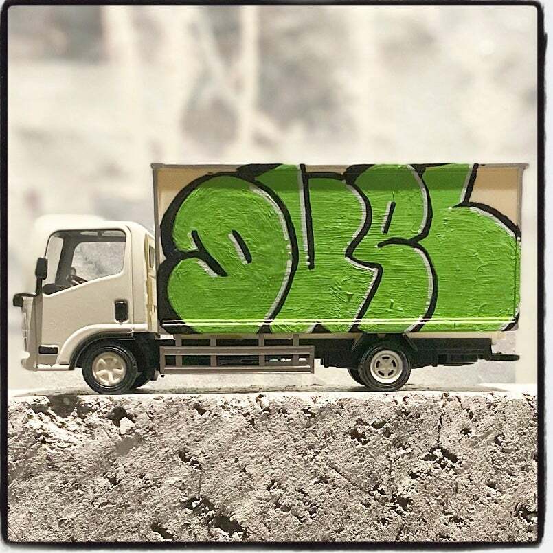 DUEL Graffiti TRUCK TOY In BOX Street Art FUTURA2000/DAZE/TAKI/TKID ...