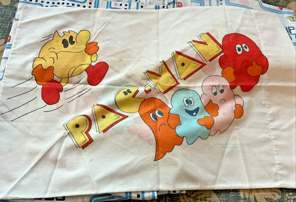 Vintage Pac Man Twin Sheet Set - 3 Pieces Fitted, Flat, & Pillowcase ...