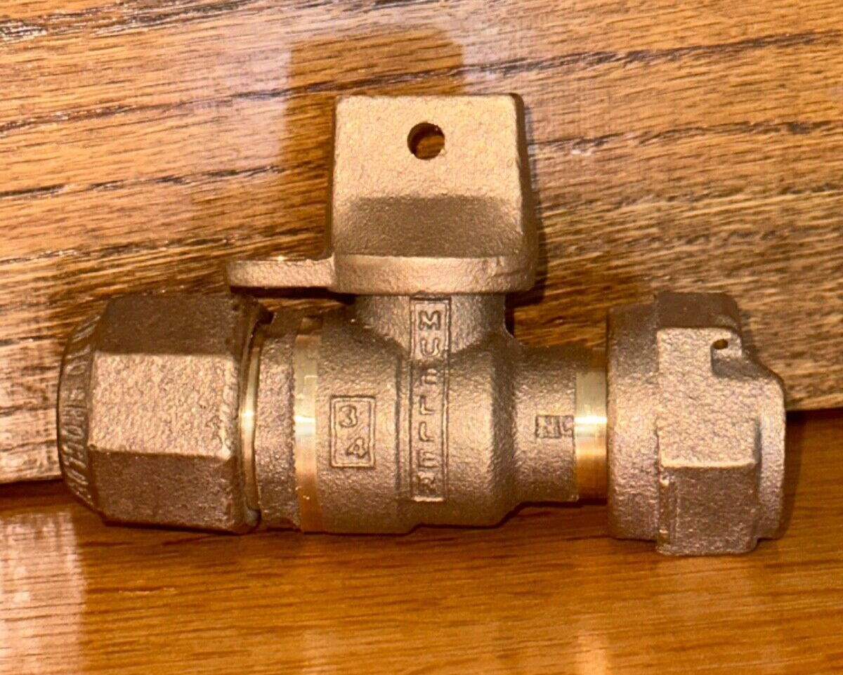 3/4 in. Mueller 300 Ball Straight Meter Valve CTS Compression x meter ...